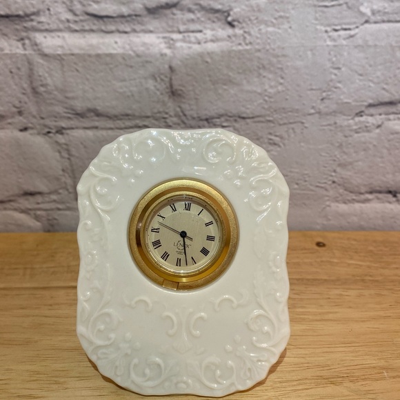 Lenox | Wall Decor | Lenox Small Porcelain Ivory Desktop Clock 45in35in ...